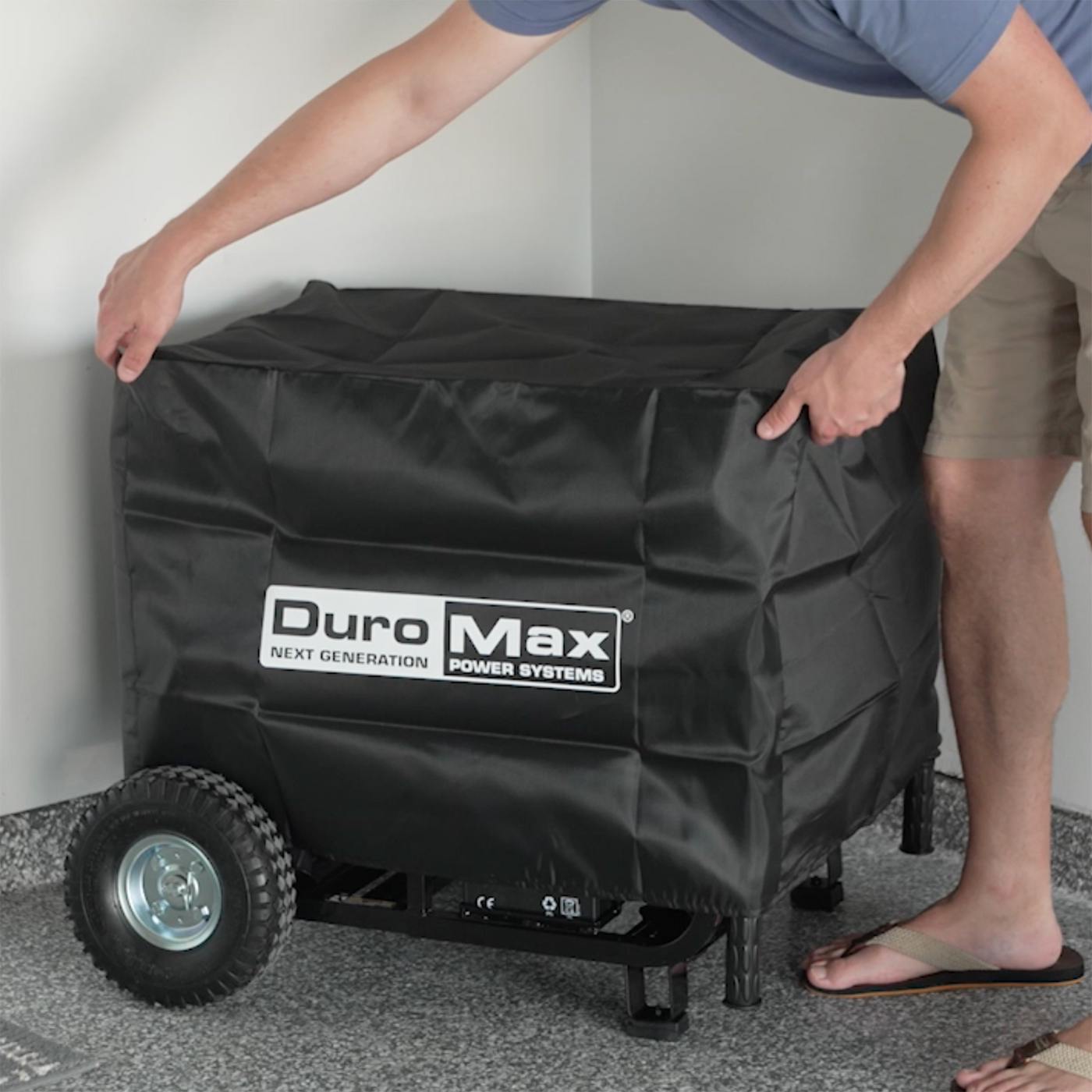 DuroMax XPLGC Large Weather Resistant Dust Guard Portable Generator Co ...