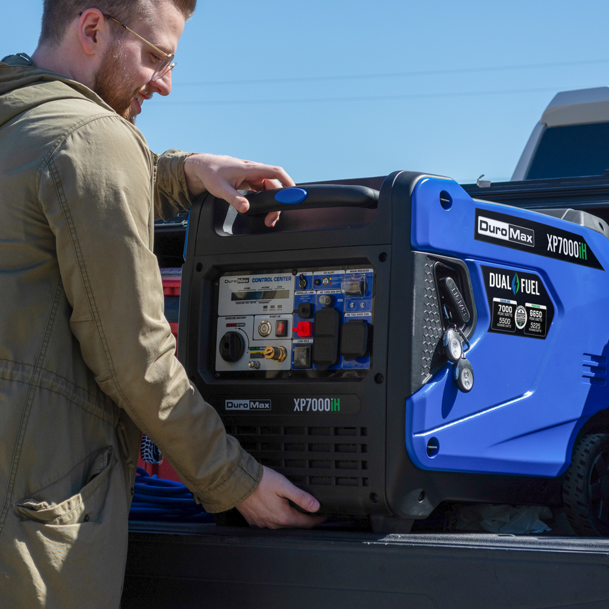 DuroMax XP7000iH 7,000 Watt Portable Dual Fuel Inverter Generator - Qu ...