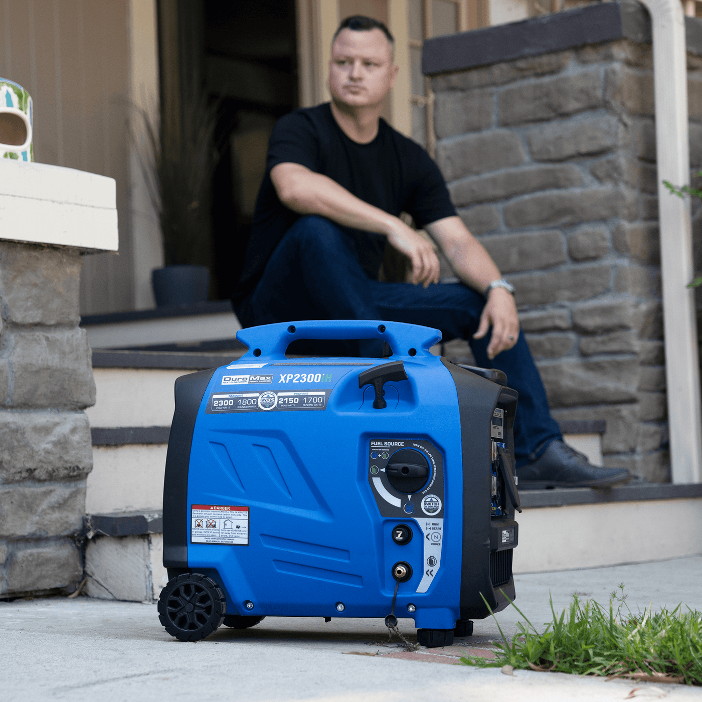 DuroMax XP2300iH 2,300 Watt Portable Dual Fuel Inverter Generator - Qu ...